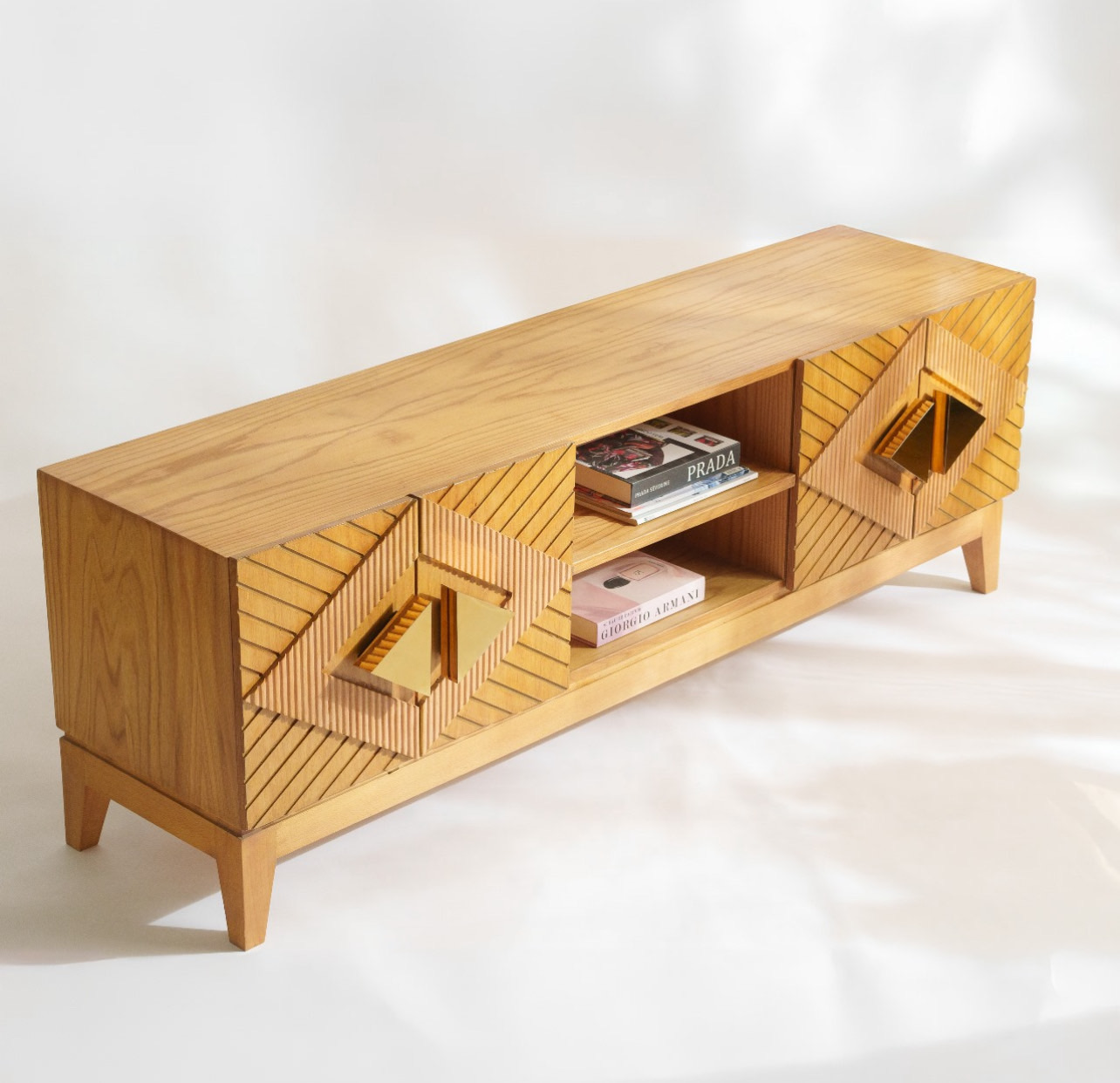 Modern TV Unit Featuring Golden Stainless Steel Handles - Efreshli