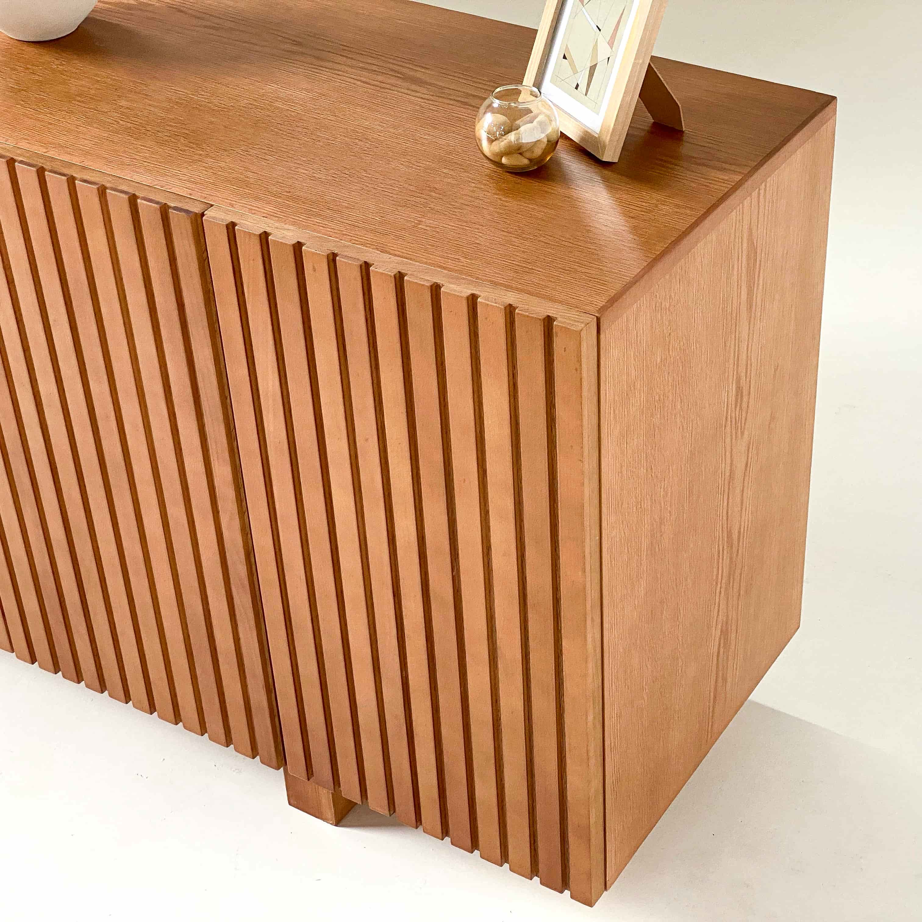 Slatted Buffet - Counter and Beech Wood Structure - Efreshli