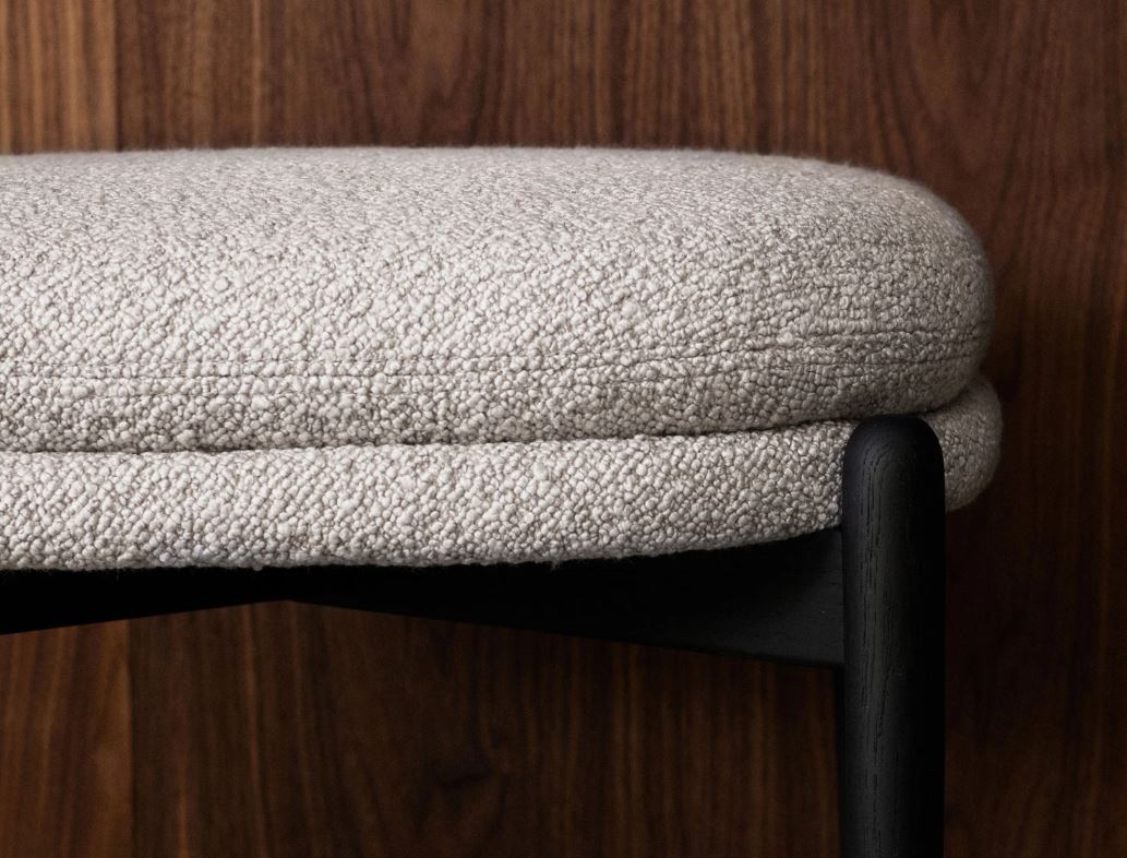 Fogia Double-Layer Upholstered Bench With Wooden Legs - Efreshli